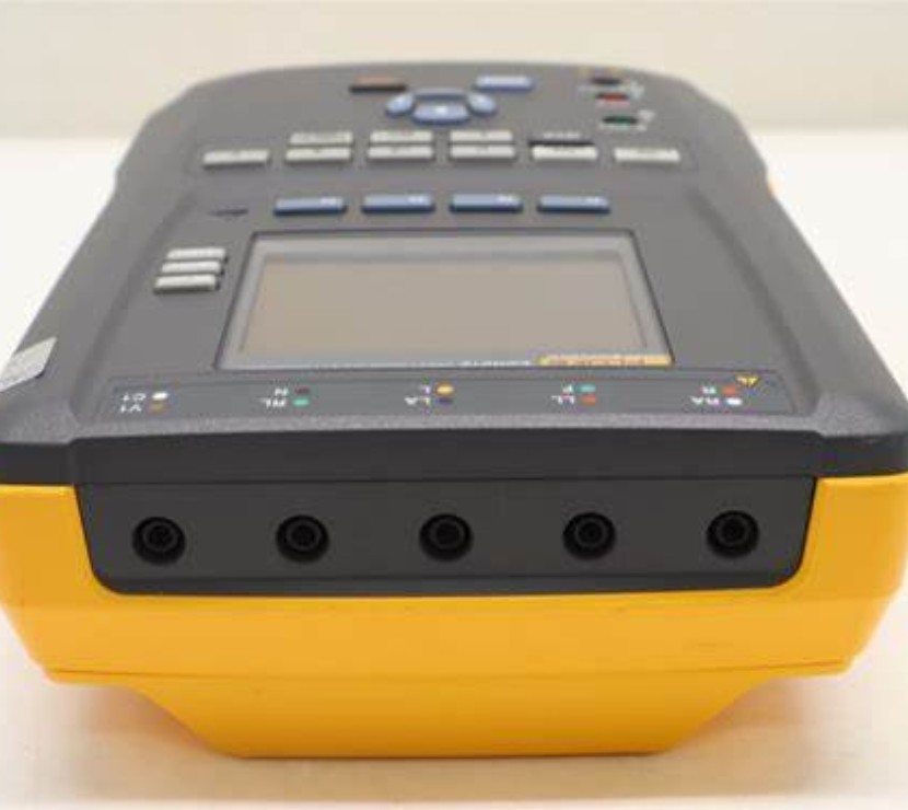 Fluke ESA615 เครื่องวิเคราะห์ความปลอดภัยไฟฟ้า การเก็บและอุณหภูมิการ ...
